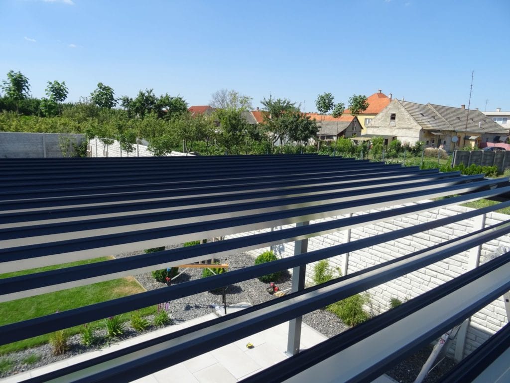 Setting up a bioclimatic pergola | Gartenlauben Pergolen